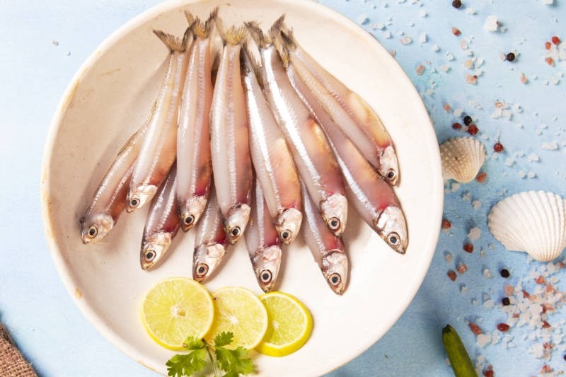 Anchovy / Natholi (Medium) - Whole (480g to 500g Pack) : Buy online ...