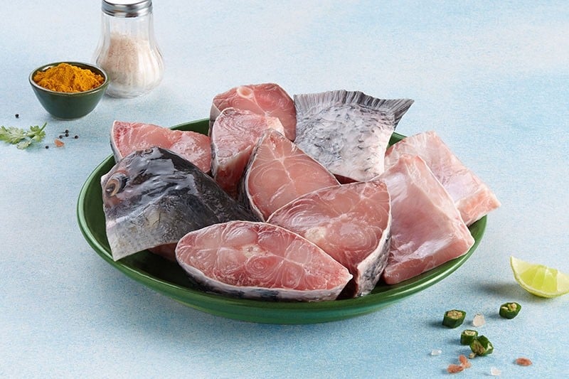 Catla (1kg to 2kg) - Bengali Cut with Head (480g to 500g Pack) : Buy ...