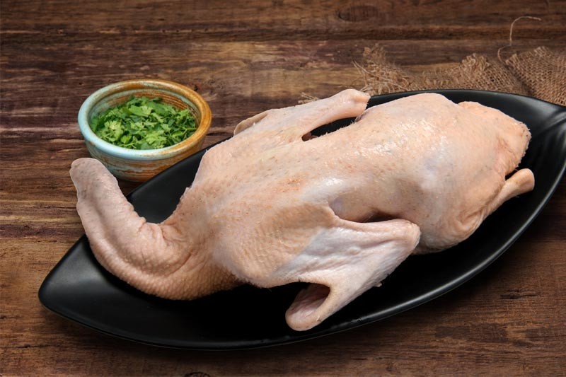 Tender Peking Duck with skin - Whole Cleaned : Buy online | freshtohome.com