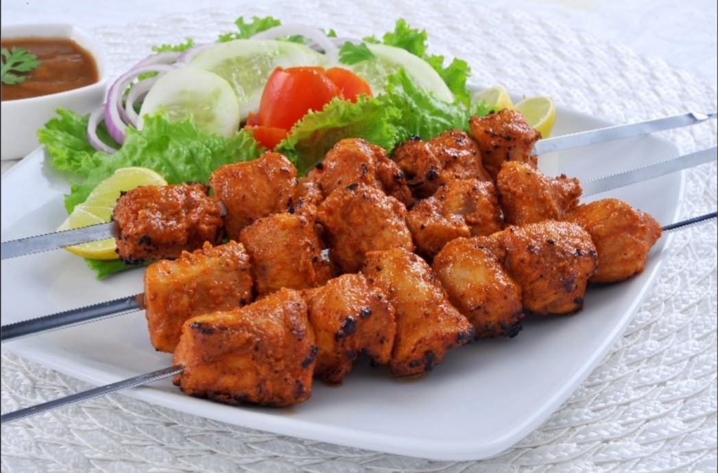 Chicken Tikka Skewers - 300g : Buy online | freshtohome.com