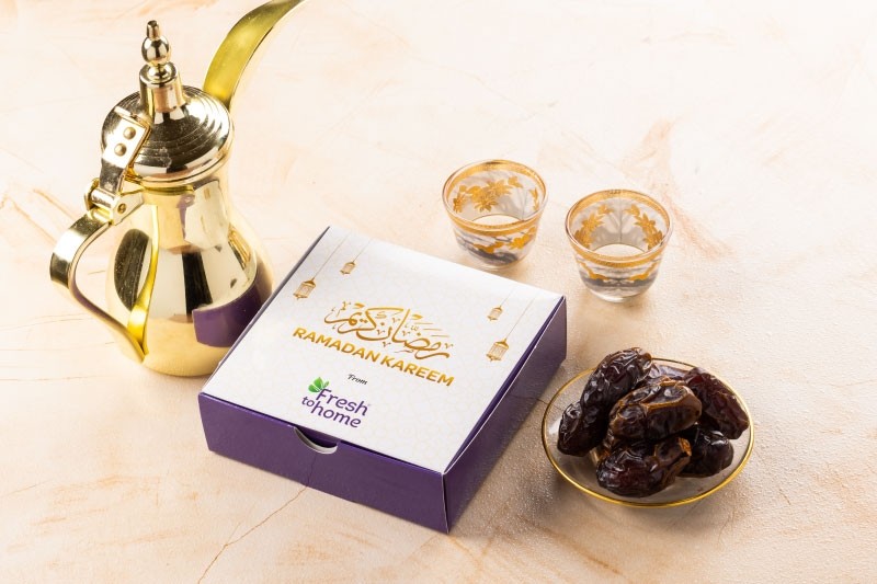 Ramadan Kareem Date Gift Box - 500g Pack : Buy online | freshtohome.com