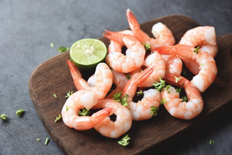Premium Red Scalded Prawns - Headless (280g to 300g Pack) : Buy online ...