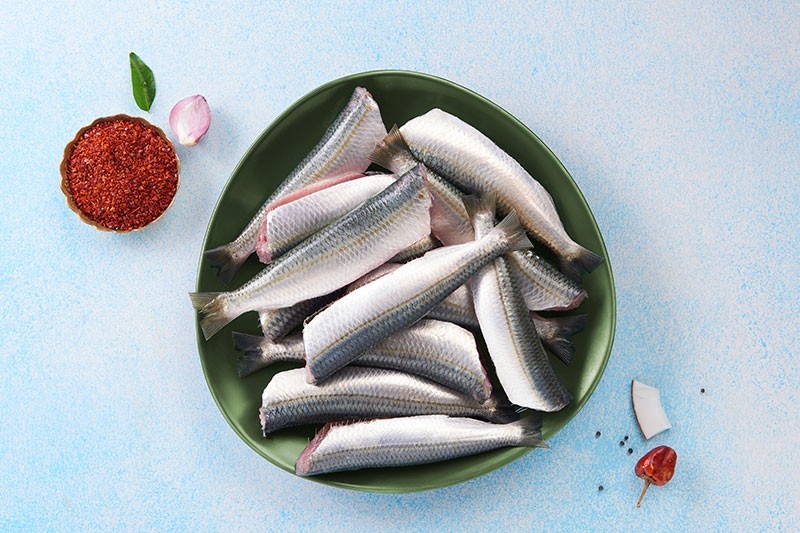 Kerala Sardine / Naadan Mathi / Tarli (Small) - Whole Cleaned (480g to ...