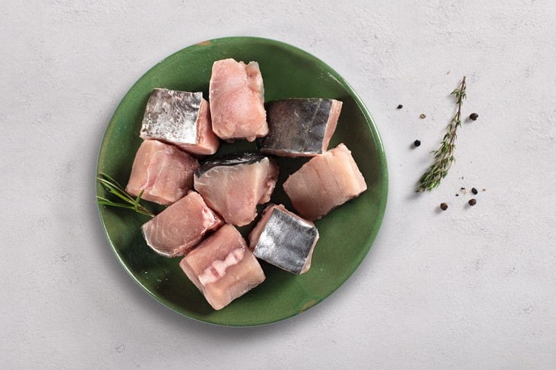 Freshly Frozen Seer Fish / Surmai / Vanjaram / Anjal - Curry Cut : Buy ...