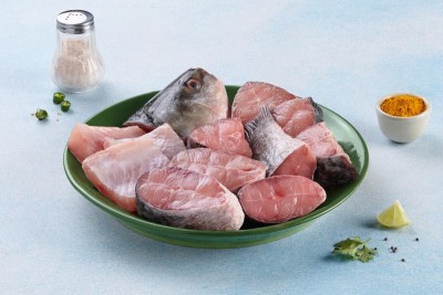 Classic Rohu / Rui (900g-1kg size Fish) - Bengali Cut with Head & Tail ...