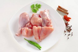 Premium Tender and Antibiotic Free Chicken (Skinless) : Buy online ...