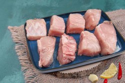 Yellow Pomfret / Valavadi : Buy online | freshtohome.com