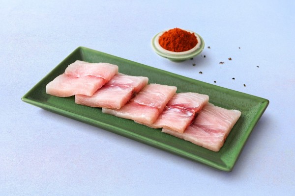 Fresh Indian Baasa / Pangasius / Pangas - Fry Cut (240-250g Pack ...