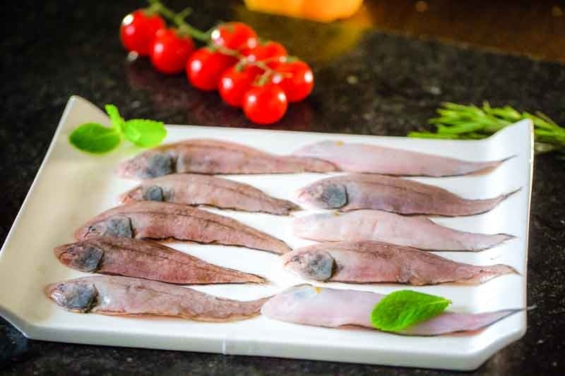 Extra Small & Crunchy Sole Fish/Manthal : Buy online | freshtohome.com