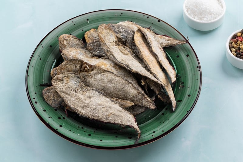 Dry Sole Fish / Manthal (Salted) - Pack of 100g : Buy online ...