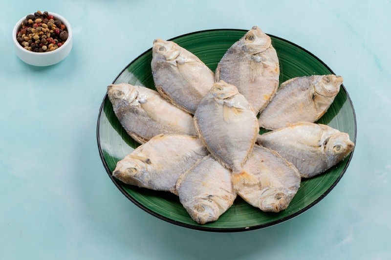 Dry Pony Fish / Mullan (Salted) - Pack of 150g : Buy online ...