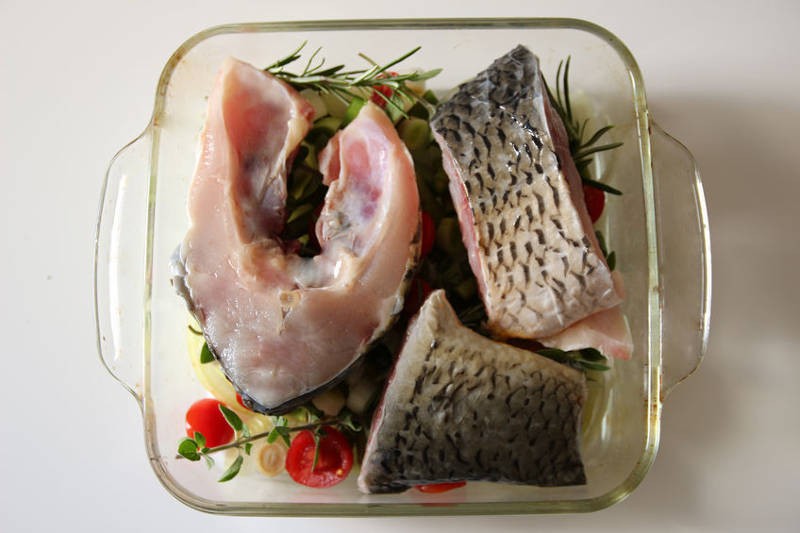 Silver Carp - Curry Cut (May include head pieces) : Buy online ...