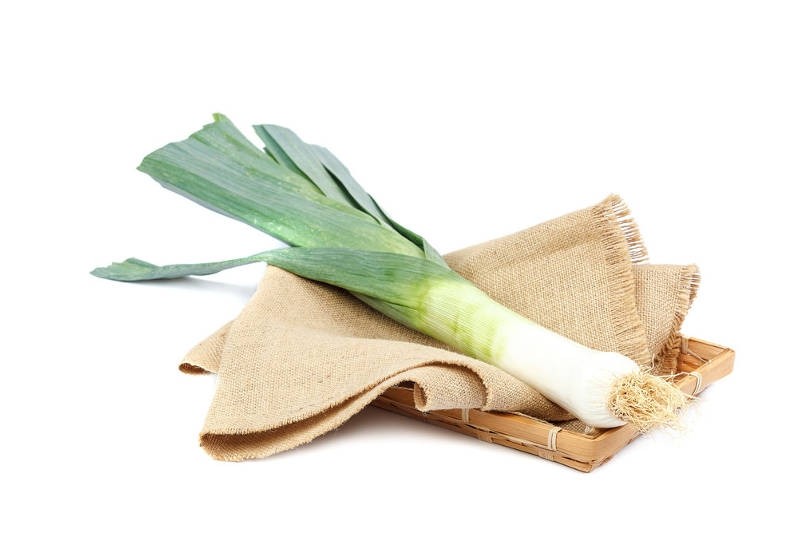 Leek (1 unit) : Buy online | freshtohome.com