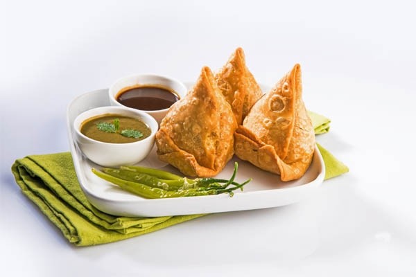 Punjabi Vegetable Samosas : Buy online | freshtohome.com
