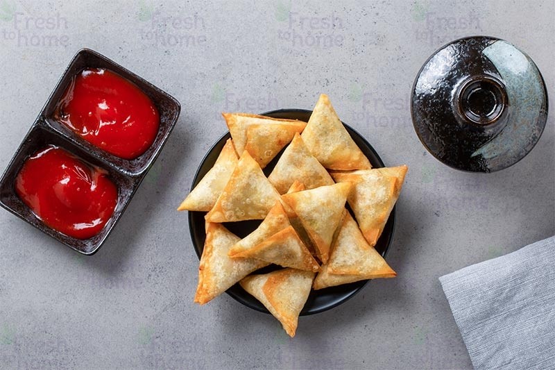Vegetable Samosas - Pack of 12 : Buy online | freshtohome.com