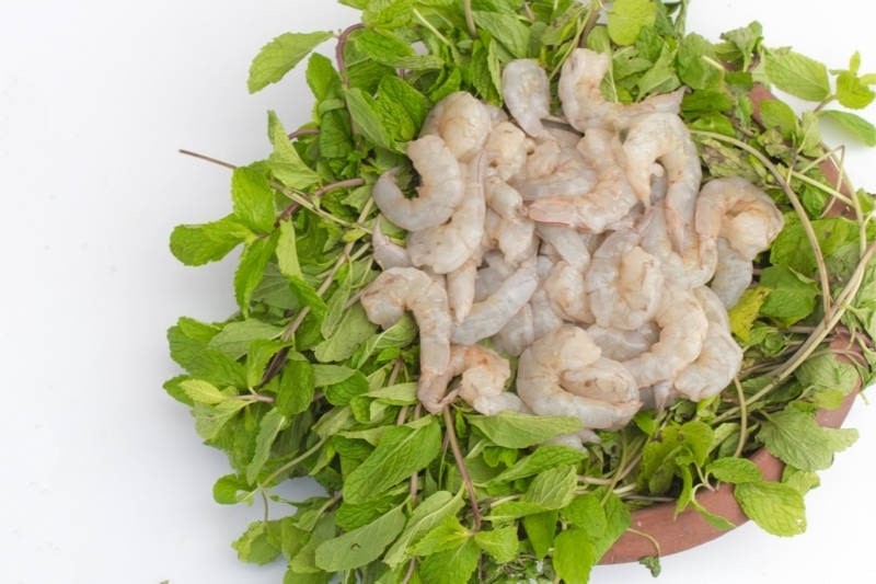 Indian Prawns / Venami / Vannamei / Jhinga / Chemmin (20+ Count/kg ...