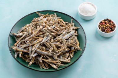 Dry Black Anchovy / Natholi Whole (Salted) - Pack of 250g : Buy online ...