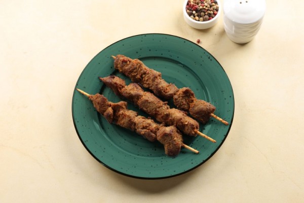Spicy Mutton Skewers / أسياخ لحم الضأن الحارة - Pack of 250g | Ajman