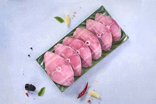 Seer Fish / Neymeen / Surmai / Vanjaram / Anjal (750g to 2kg) - Steaks ...